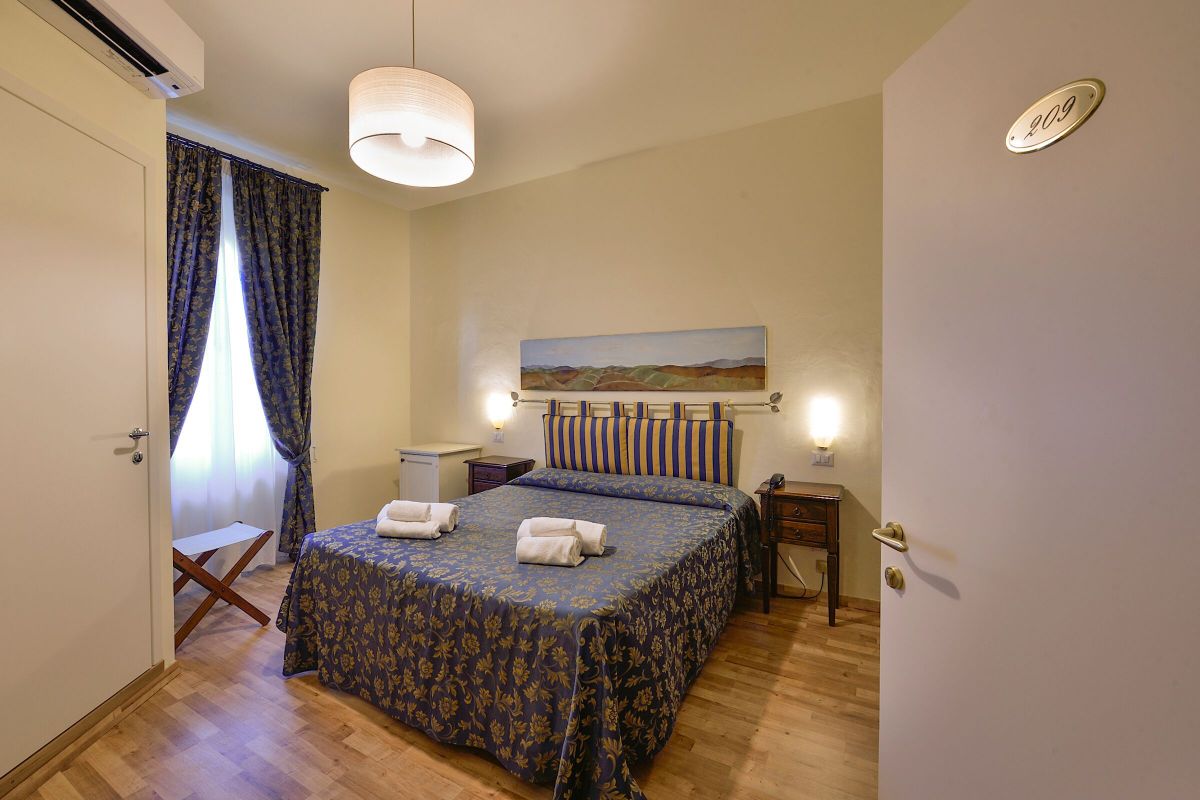 Hotel Arcobaleno a Siena: camera doppia stardard annex